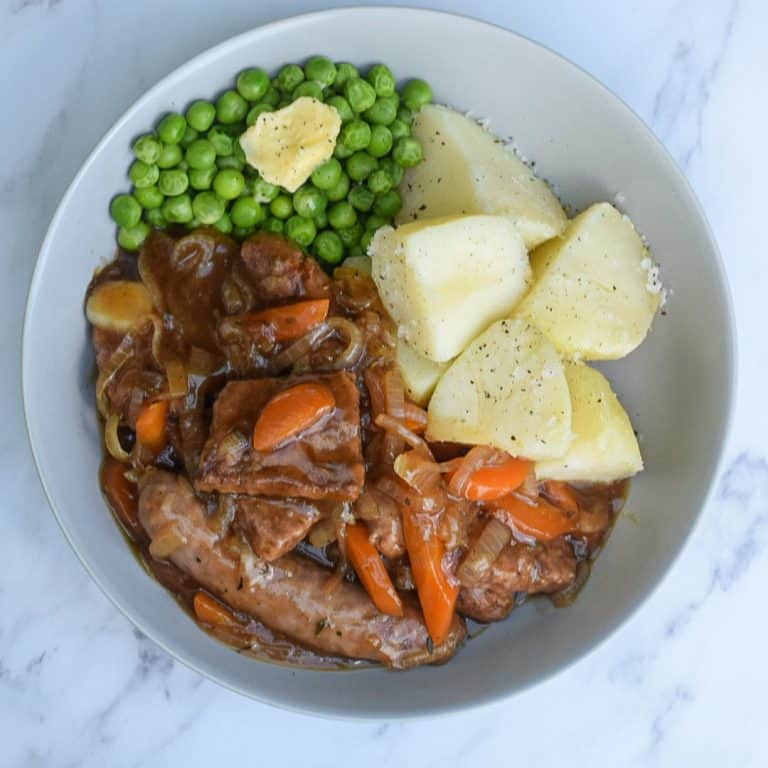 Scottish Stewed Sausages Recipe (with Bisto) - Laurens Cravings
