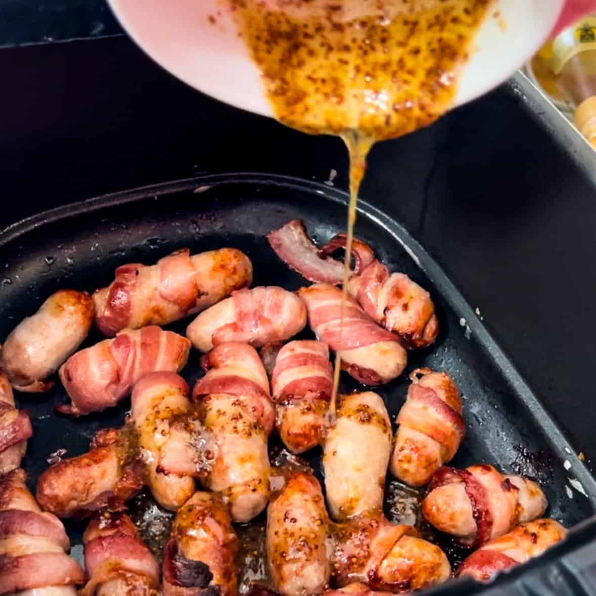 Honey and Mustard Sausages (Pigs in Blankets) - Laurens Cravings