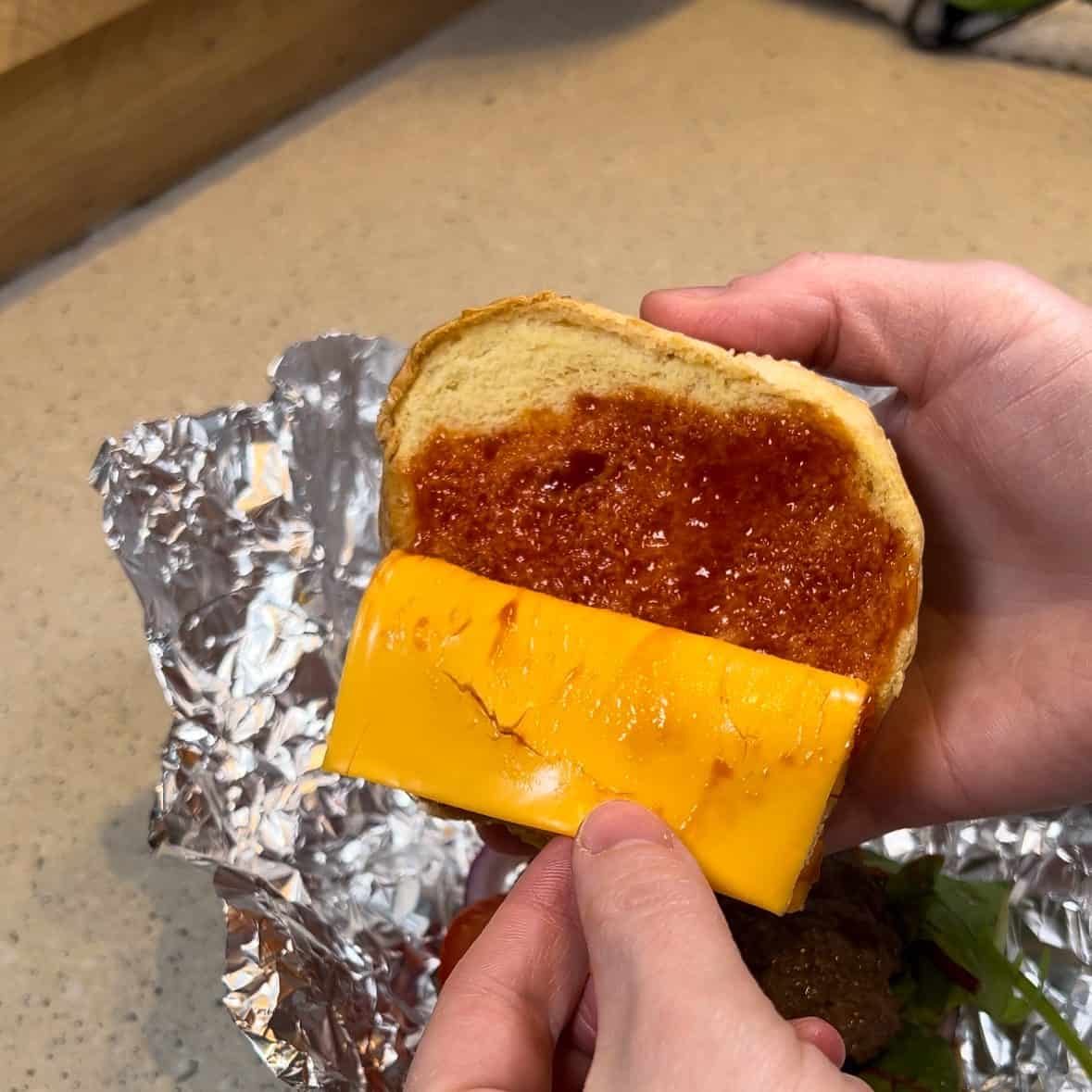 Airfryer Five Guys Cheeseburger Fakeaway - Laurens Cravings