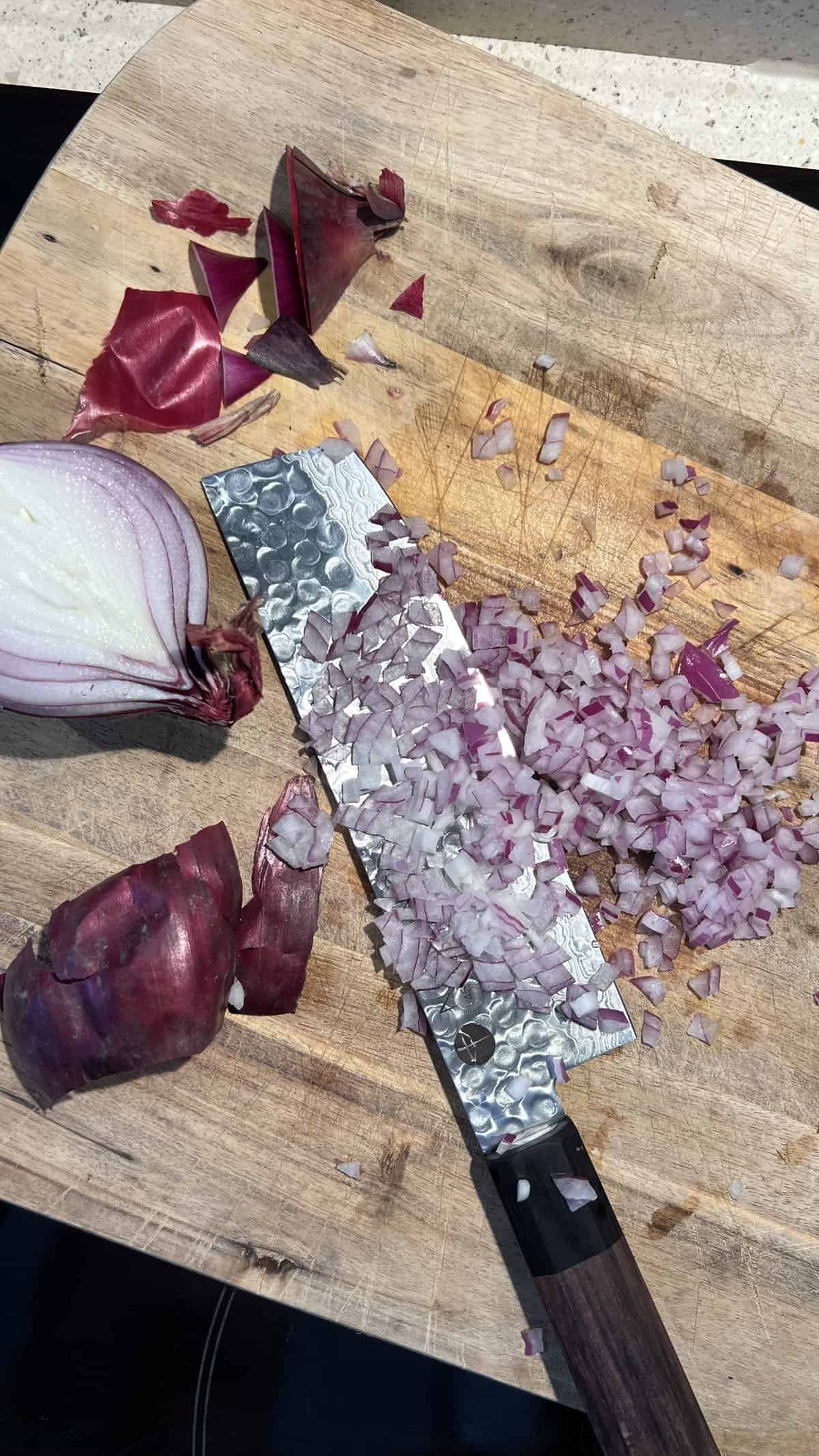 Spiced Onions (Indian Takeaway Style) - Laurens Cravings