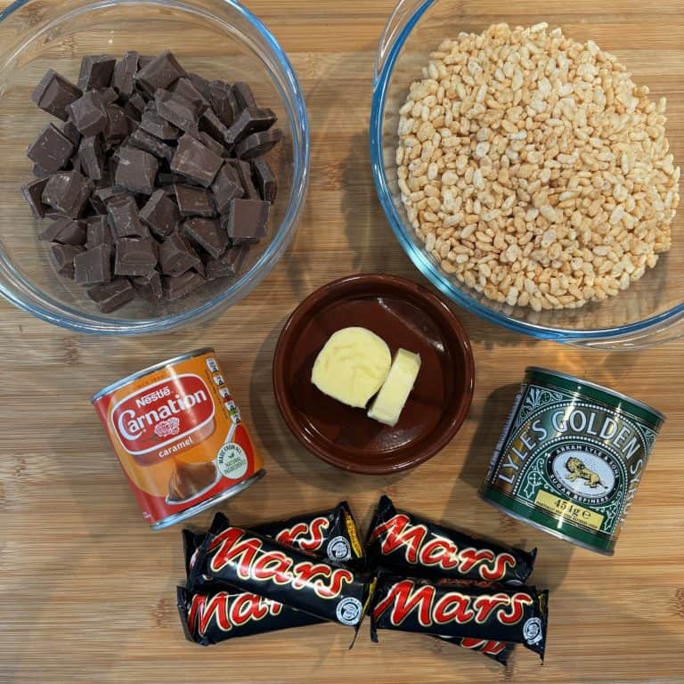 Mars Bar Cake (Chocolate Tray Bake) - Laurens Cravings