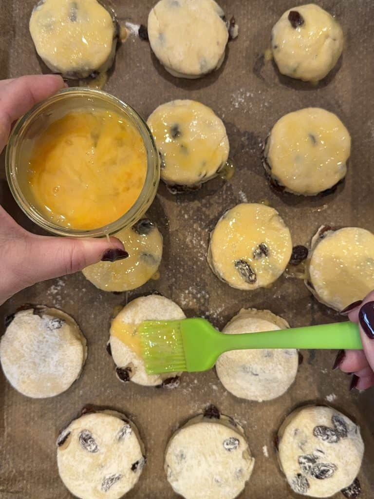 Perfect Fruit Scones (Easy Recipe) - Laurens Cravings