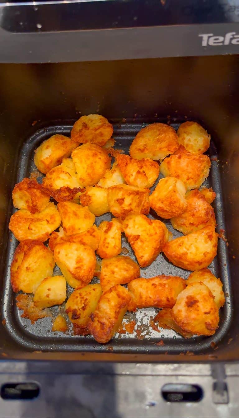 Beef Dripping Roast Potatoes in Air Fryer - Laurens Cravings