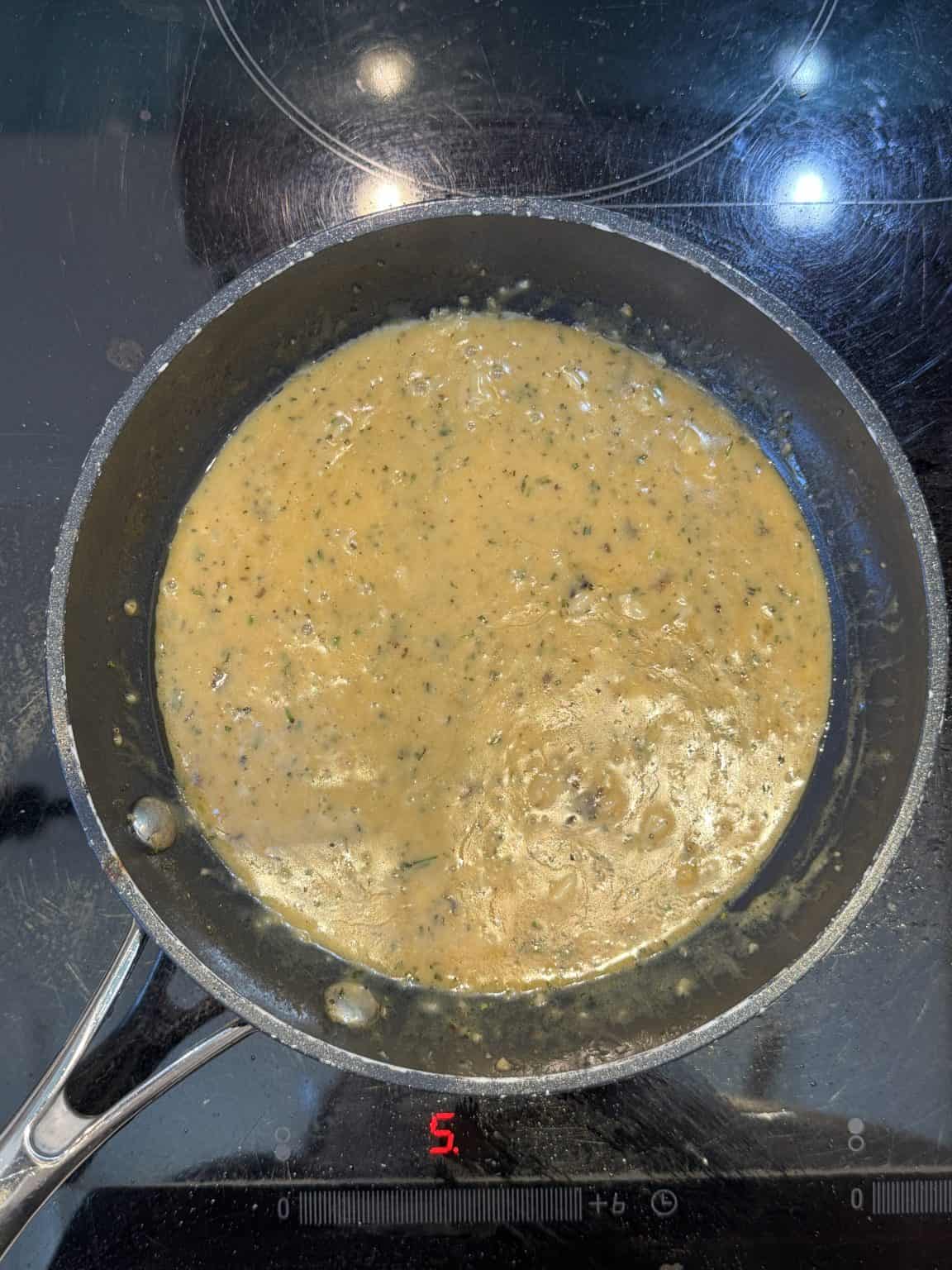 Blue Cheese Sauce for Steak (10 Minute Recipe) - Laurens Cravings