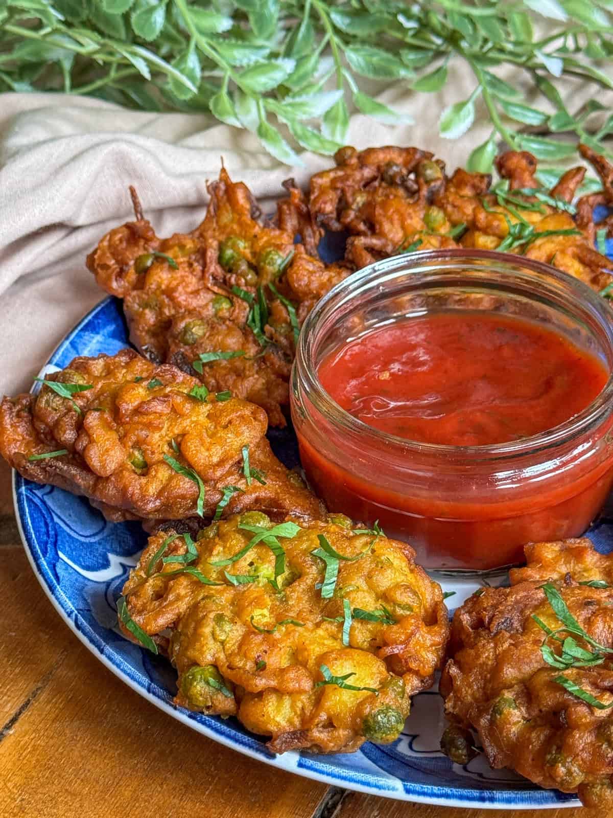 Pakora Sauce (Red Chilli Sauce) - Laurens Cravings