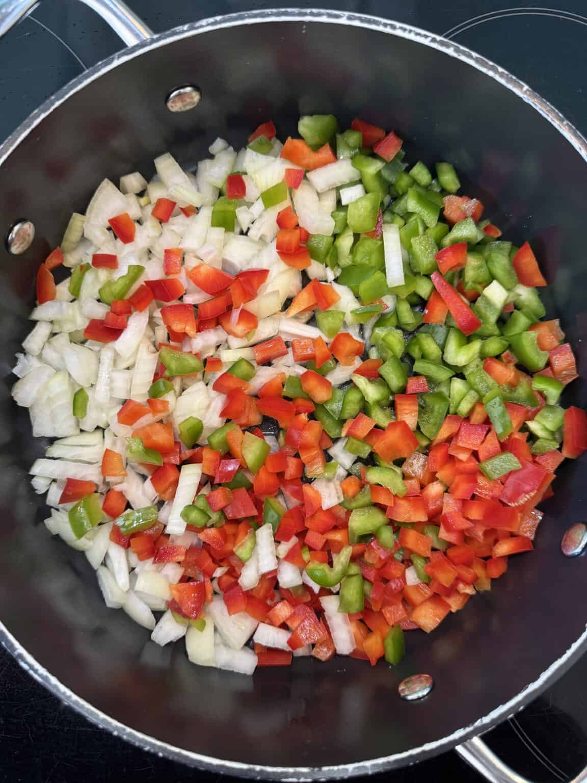 Classic Chilli Con Carne - Laurens Cravings