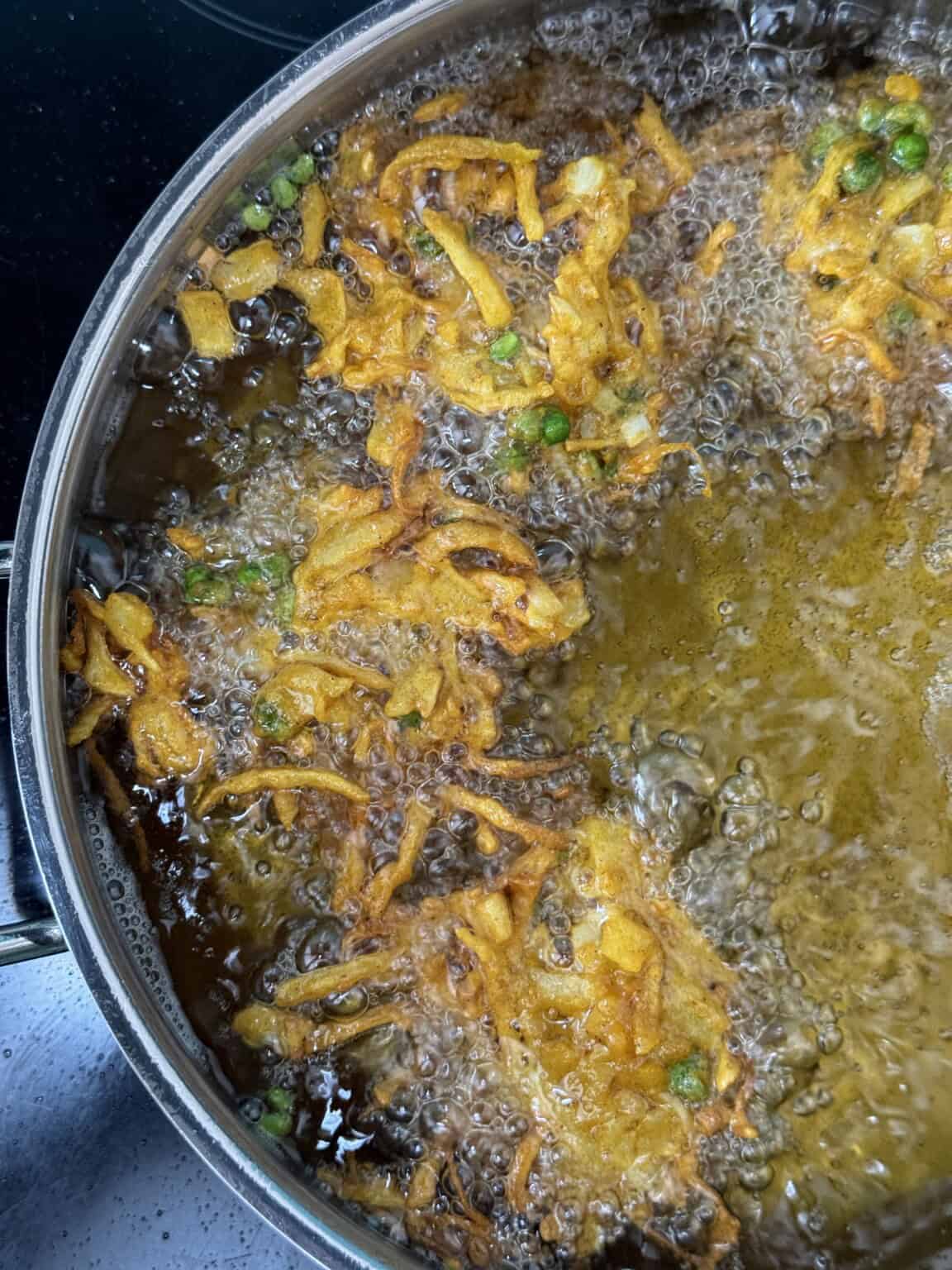 Vegetable Bhajis (Pakora) - 15 Minute Recipe - Laurens Cravings