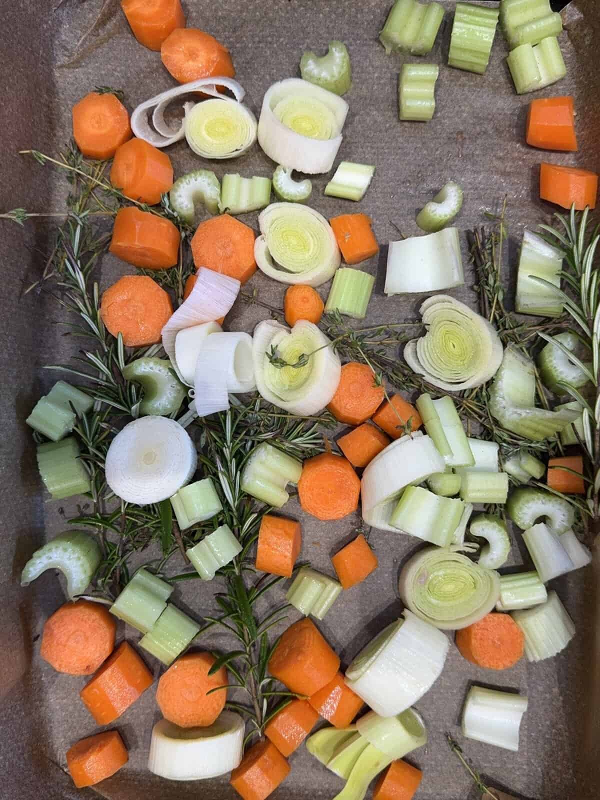 Christmas Gravy From Scratch (Make Ahead Recipe) - Laurens Cravings