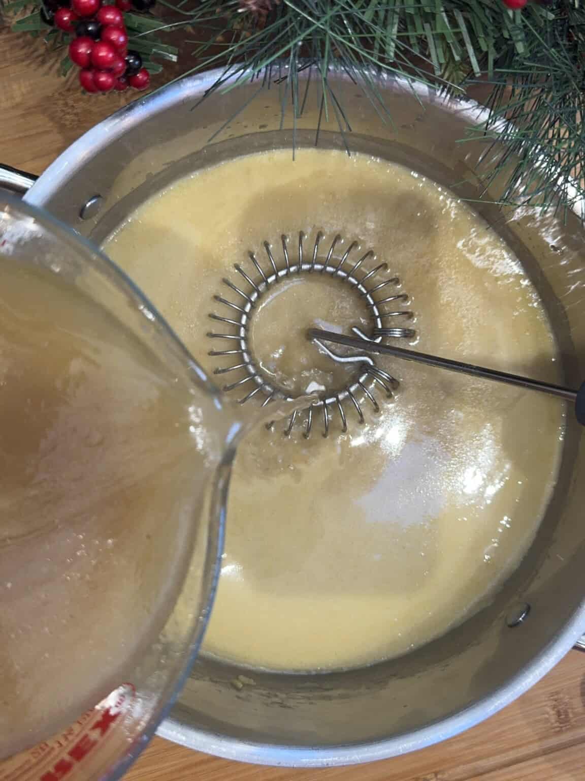 Christmas Gravy From Scratch (Make Ahead Recipe) - Laurens Cravings