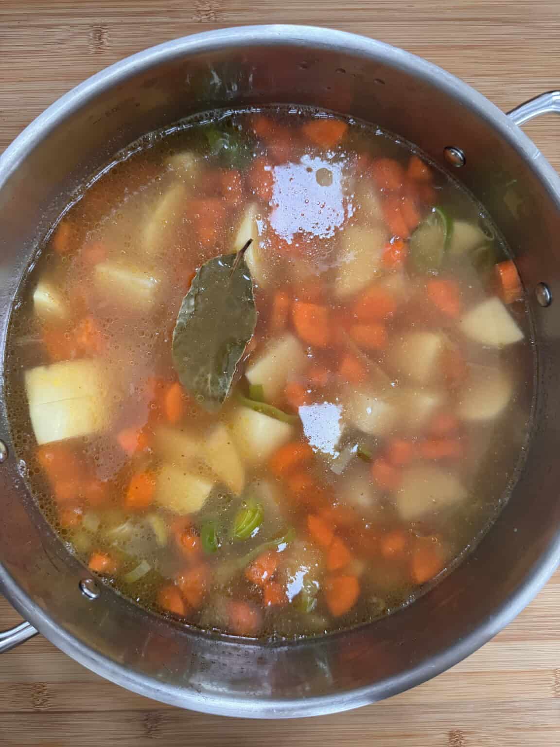 Scottish Tattie Soup - Laurens Cravings