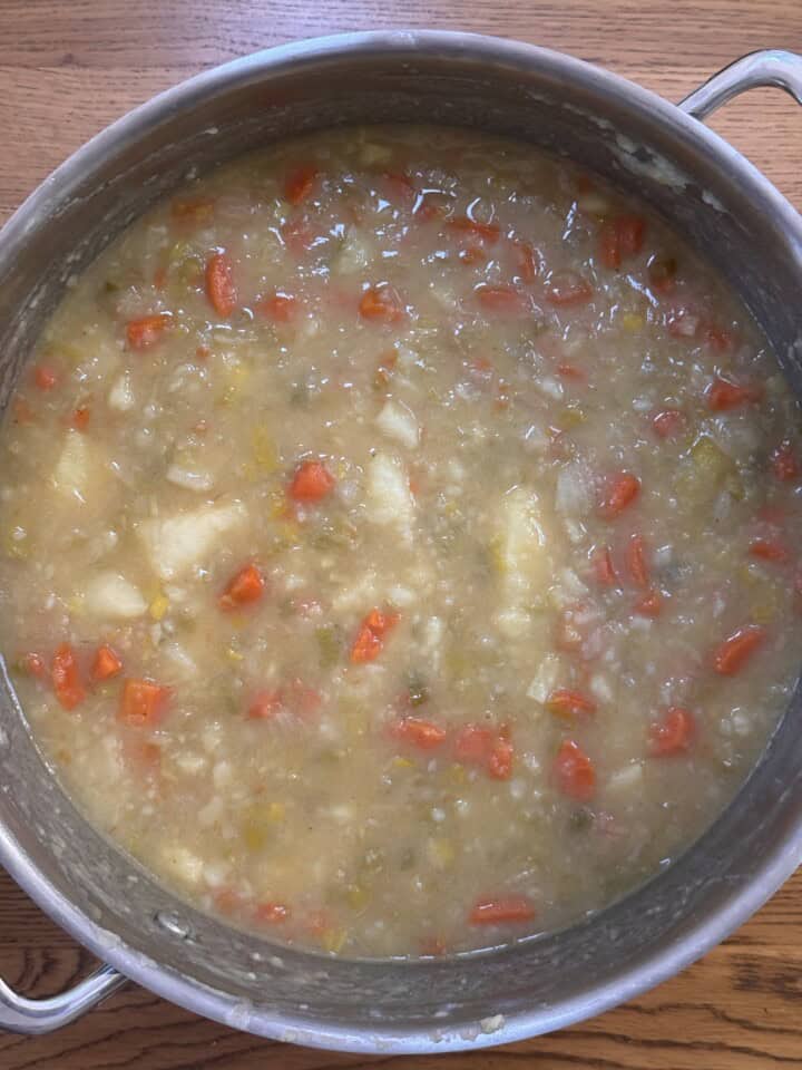 Scottish Tattie Soup - Laurens Cravings